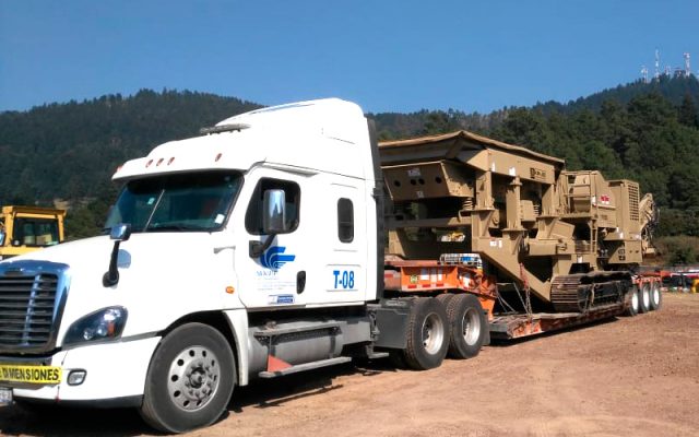 Transportes de Carga Especializada | Low Boy o Cama Baja🤝